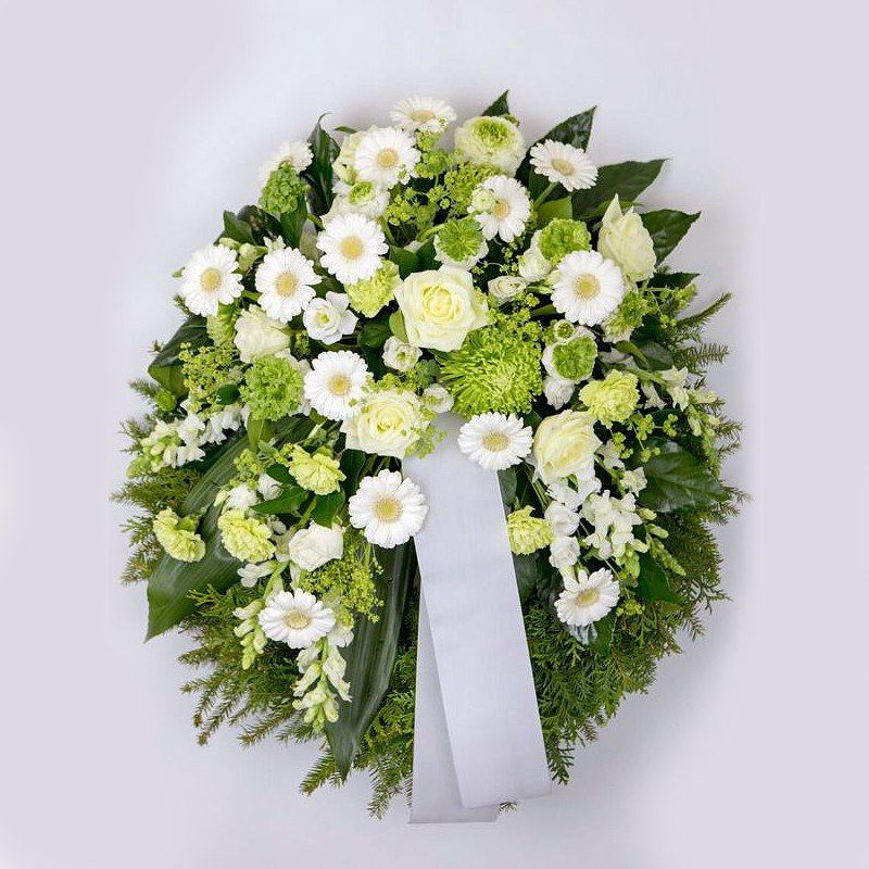 Just like the stars - open wreath - Teleflora international