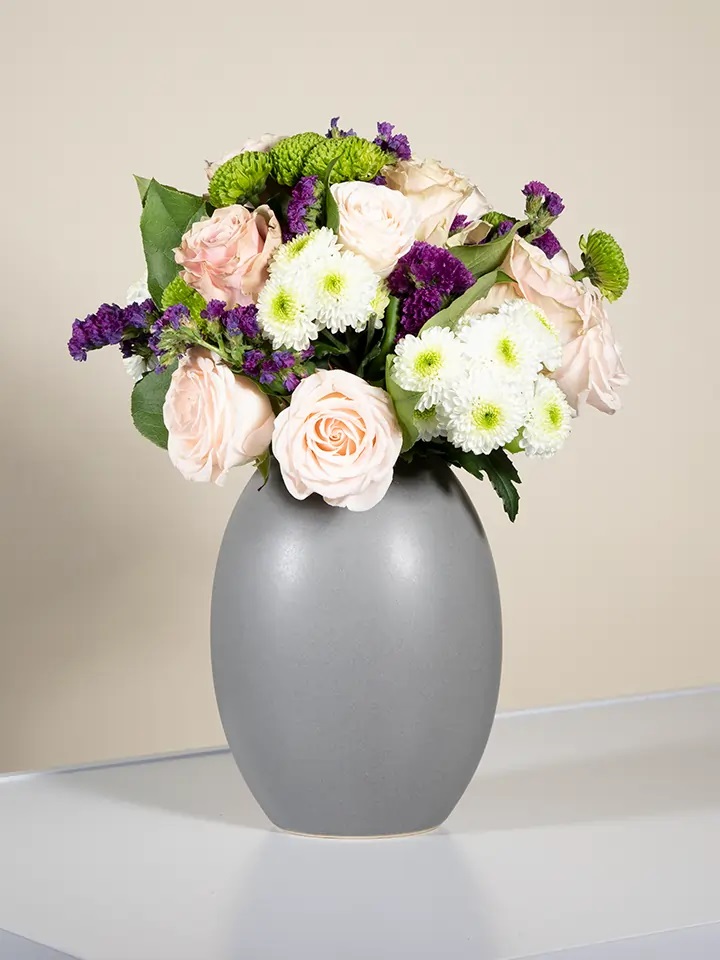 Delicate bouquet - Teleflora international