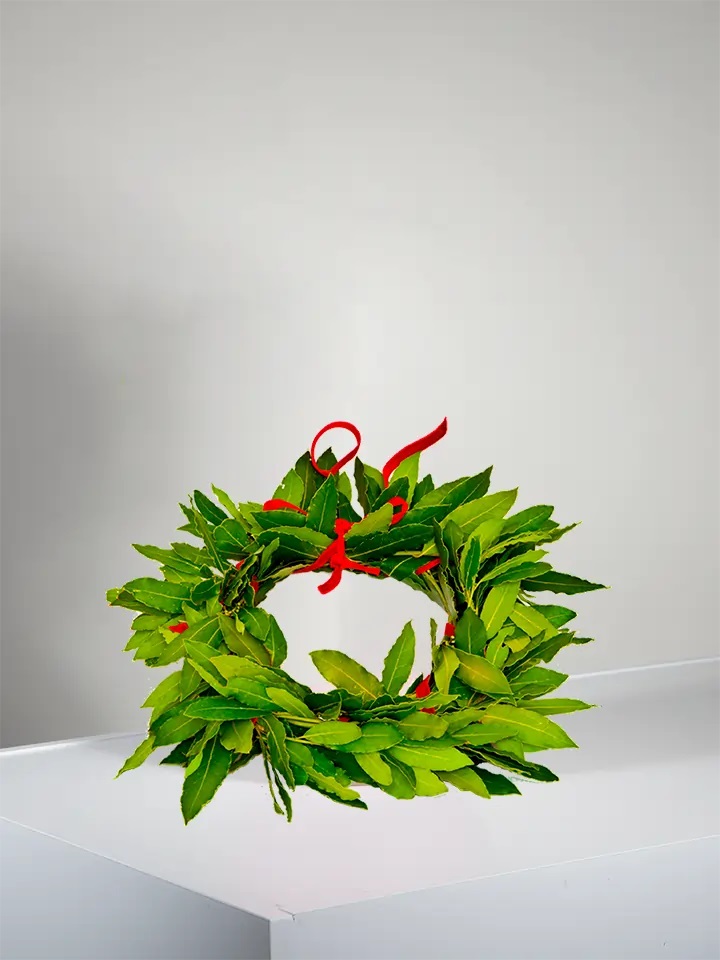 Laurel Graduation wreath - Teleflora international